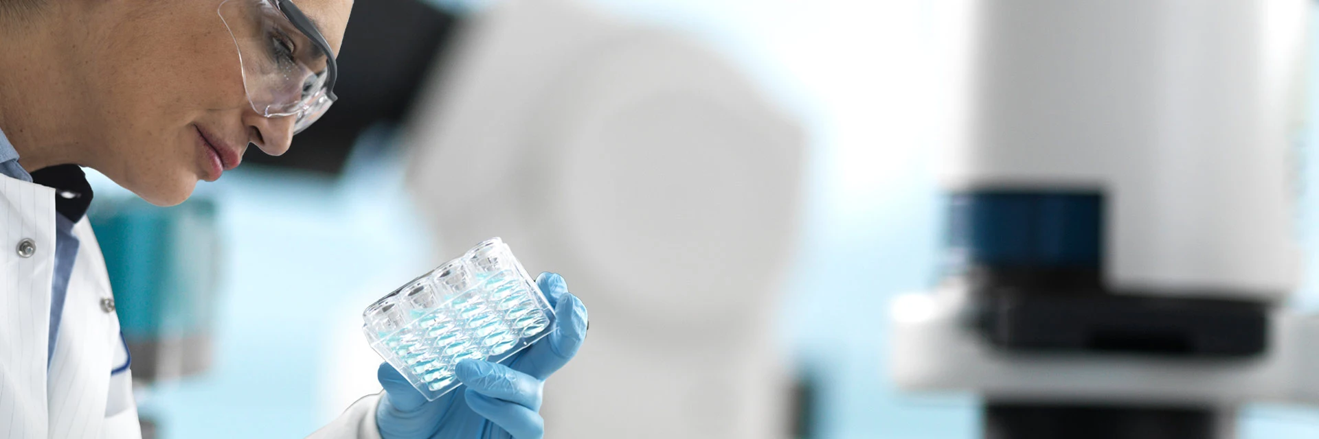 Development of an AlphaLISA assay to measure and screen inhibitors of the p53-MDM2 interaction ...